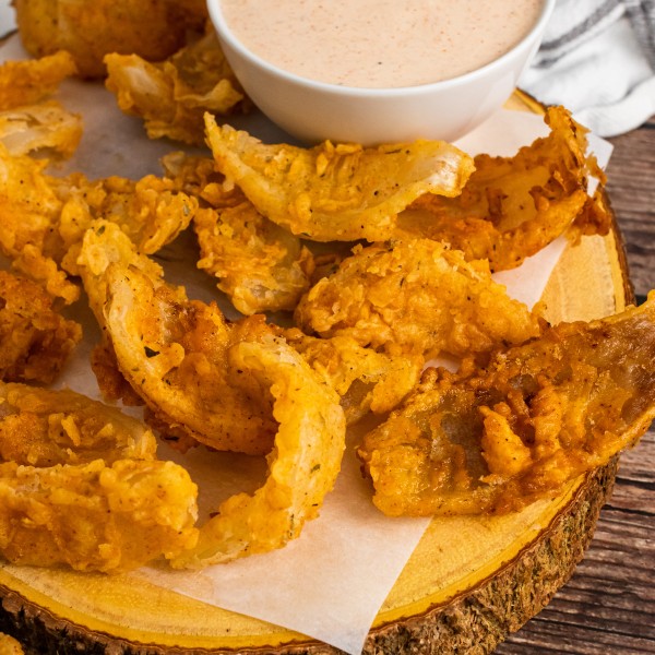 Bloomin' Onion Bites with Dipping Sauce - 4 Sons 'R' Us