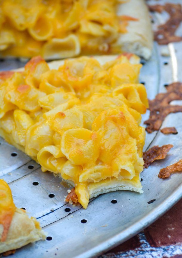 Mac And Cheese Pizza - 4 Sons 'R' Us