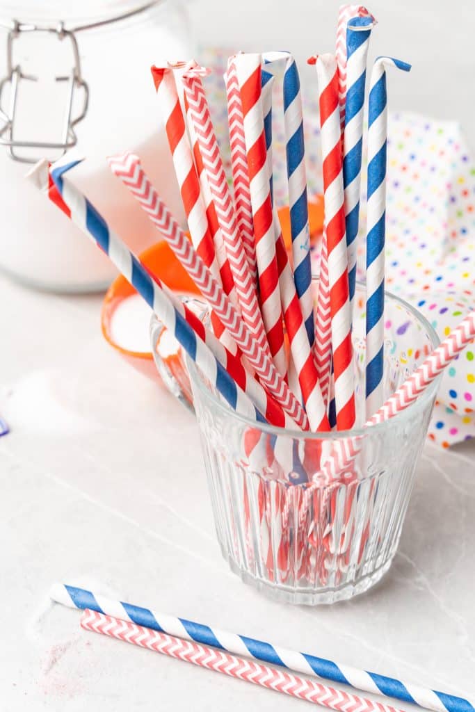 DIY Pixie Sticks - 4 Sons 'R' Us