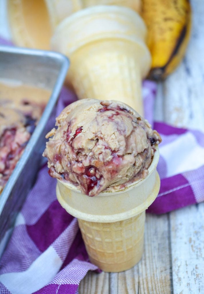 3 Ingredient, No Churn Peanut Butter & Jelly Ice Cream - 4 Sons 'R' Us 3 Ingredient, No Churn Peanut Butter & Jelly Ice Cream - 4 Sons 'R' Us