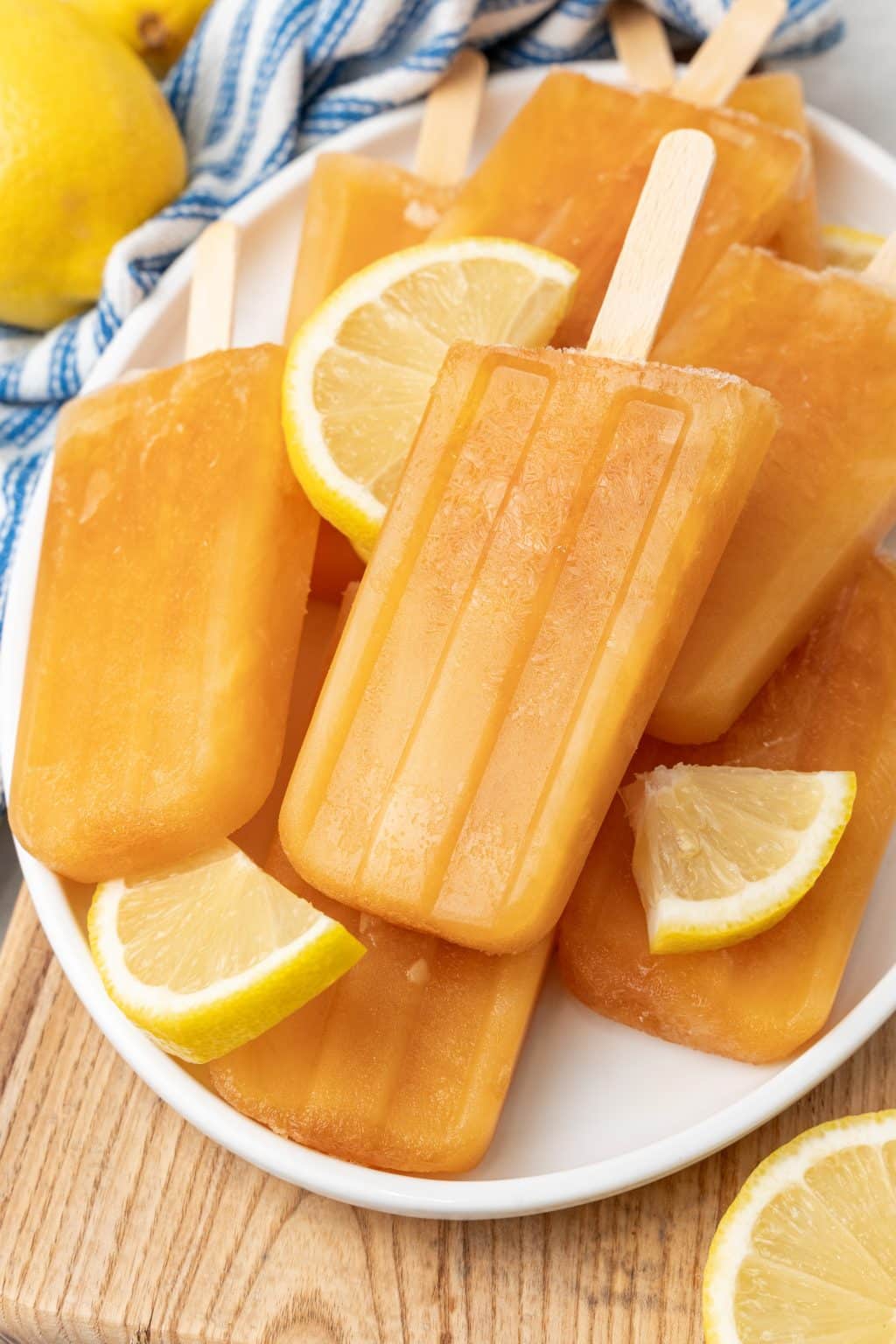 Lemonade Iced Tea Popsicles - 4 Sons 'R' Us