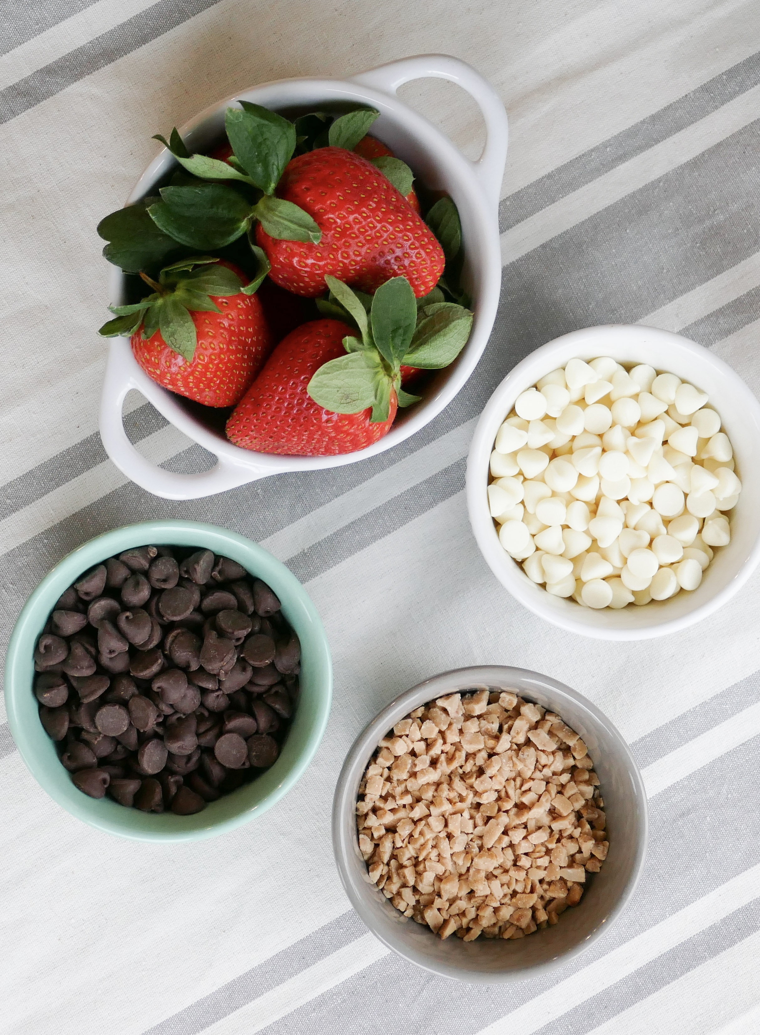 Toffee & Chocolate Covered Strawberries - 4 Sons 'R' Us