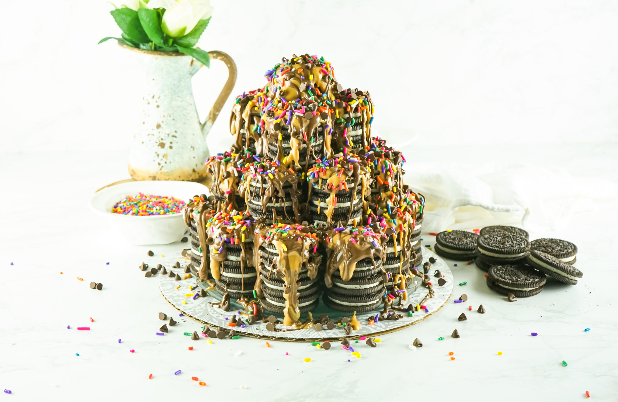 TikTok Oreo Tower Cake - 4 Sons 'R' Us