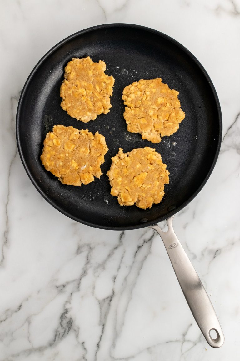 Saltine Cracker Cakes - 4 Sons 'R' Us