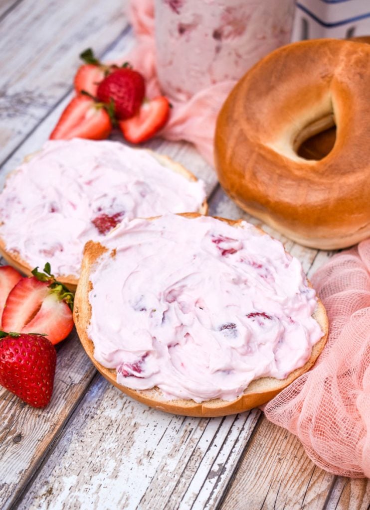 Easy Strawberry Cream Cheese - 4 Sons 'R' Us